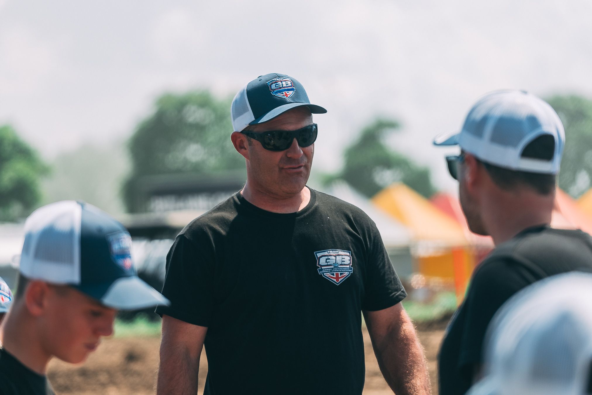 ACU BACKS X-BLADEZ CONCEPT – Apico 2-Stroke Festival